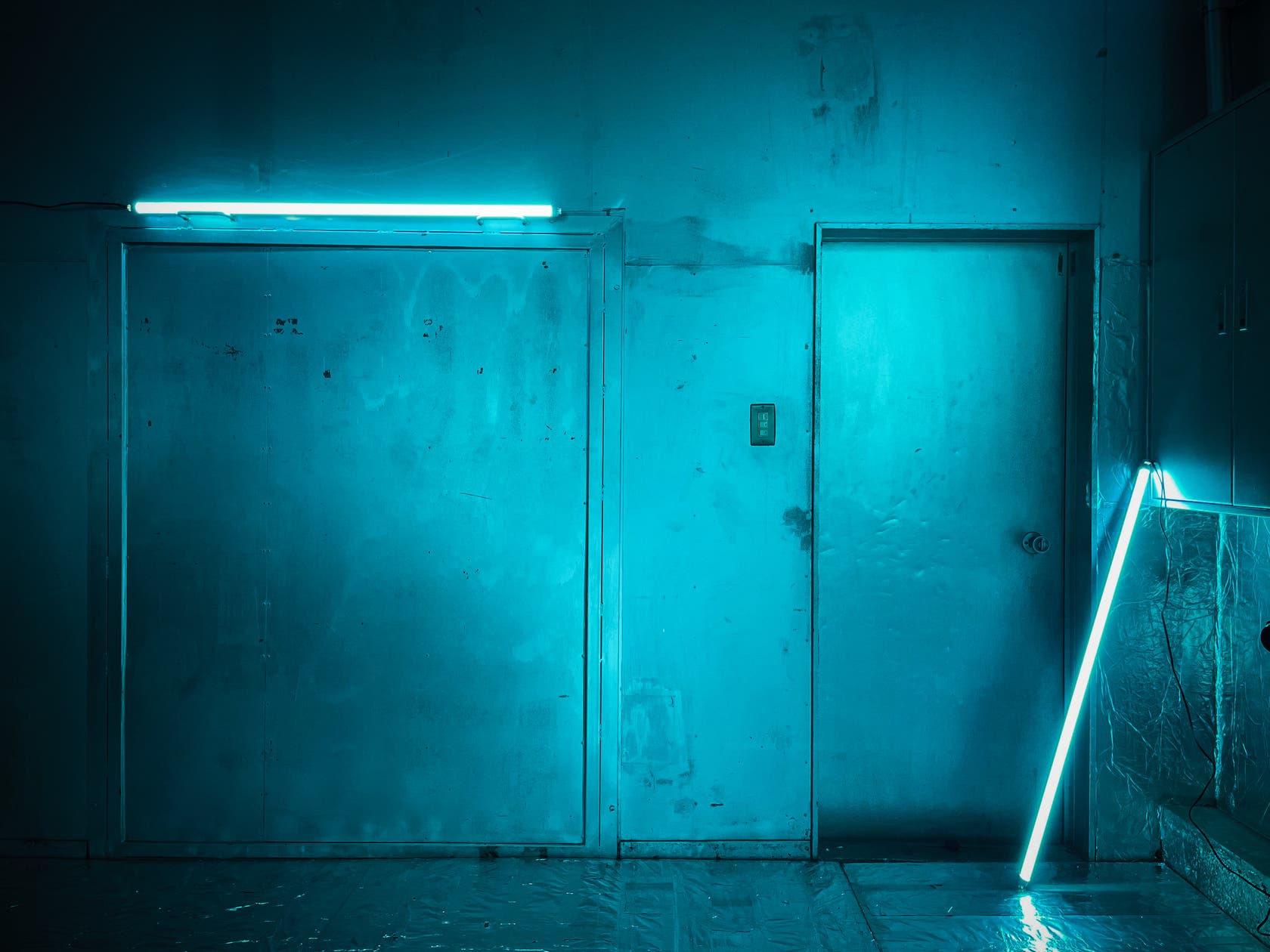 近未来的などこか退廃的な世界観が形成された撮影スタジオ 250㎡ | 雑色駅徒歩15分 | ＃廃墟＃アパレル＃ハウススタジオの写真3