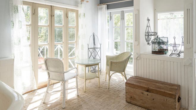 【都心から90分】自然光×高天井×260㎡|ロケバスOKの大型撮影ハウススタジオの写真10