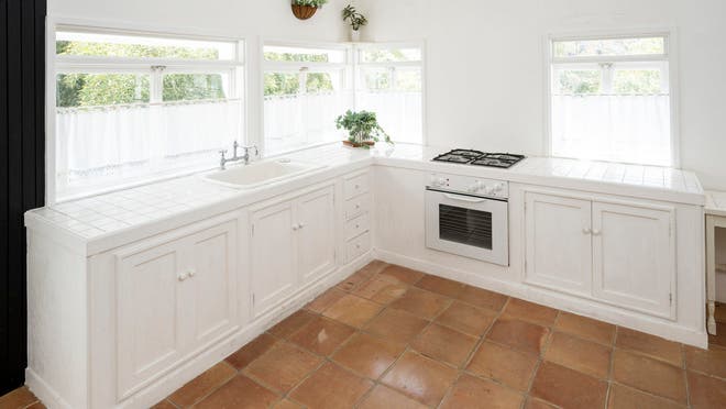 【都心から90分】自然光×高天井×260㎡|ロケバスOKの大型撮影ハウススタジオの写真16