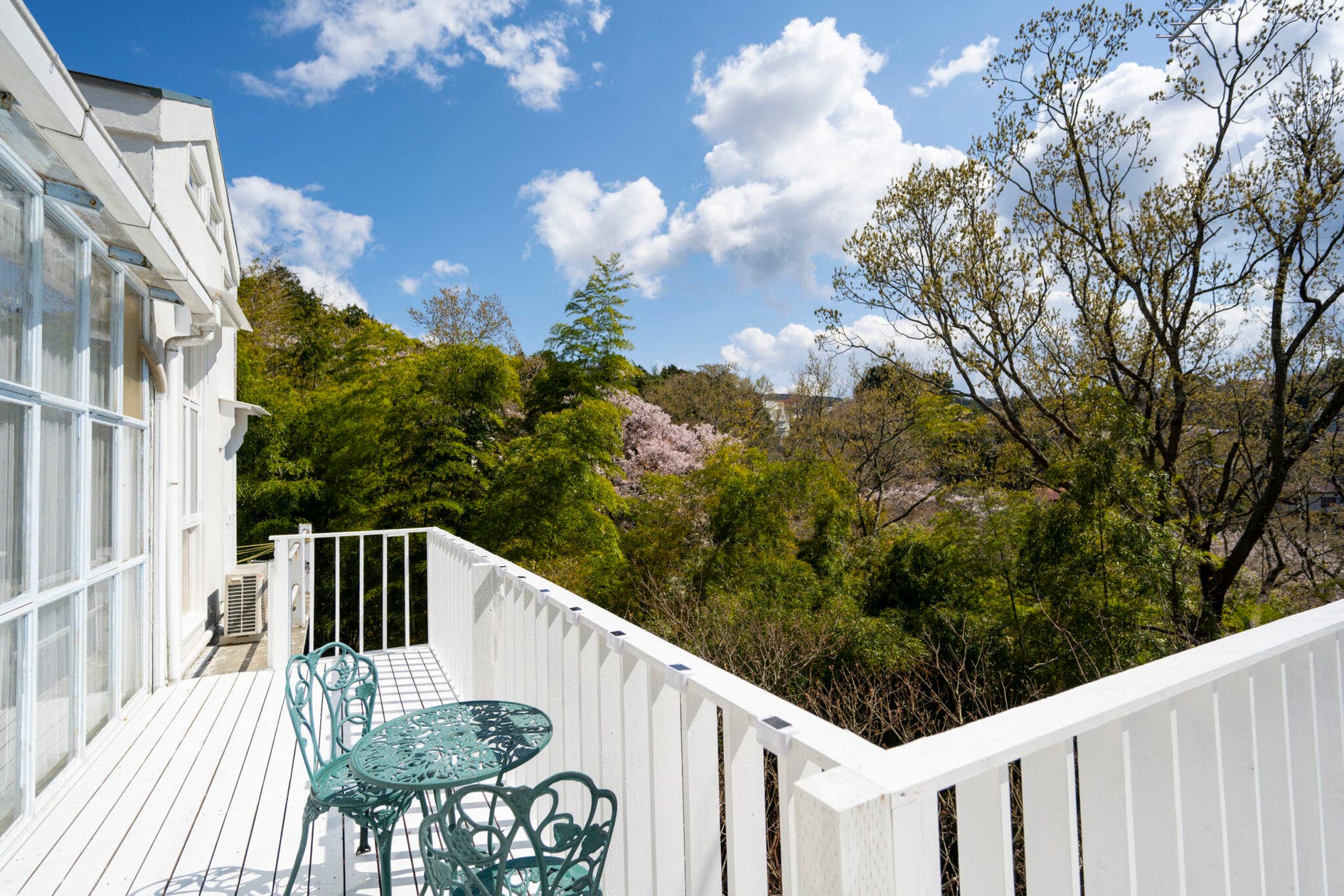 【都心から90分】自然光×高天井×260㎡｜ロケバスOKの大型撮影ハウススタジオの写真22