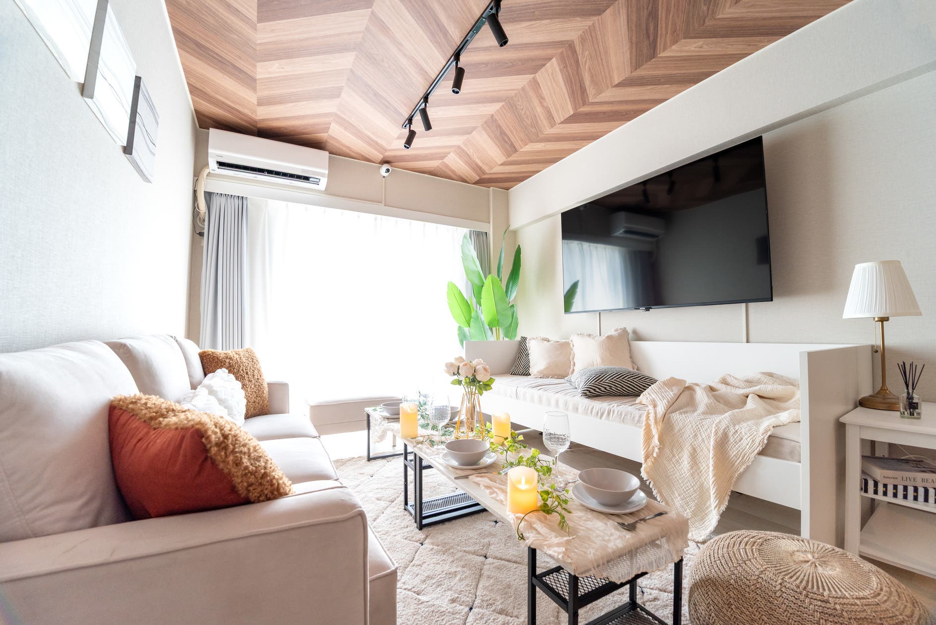 📺65㌅大画面TV⏰毎週木曜フリータイム特割🤑(10時-24時)🎮ｽｰﾊﾟｰﾌｧﾐｺﾝ⚽スポーツ観戦💖女子会🍰誕生会の写真3