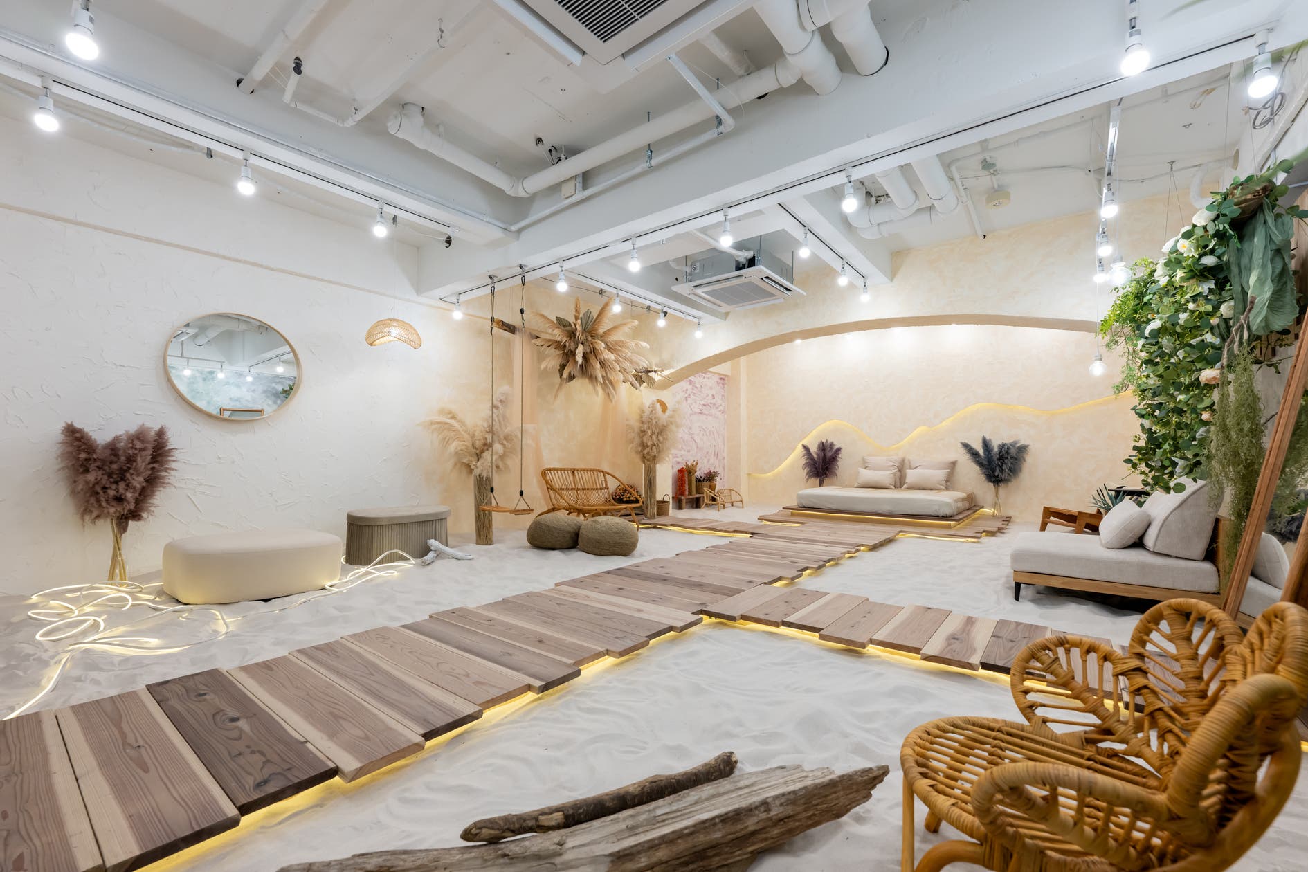 【2024ベストホスト運営】🍂 NEW OPEN 🍂 地中海リゾート｜砂浜スタジオ｜ホワイトビーチ｜機材無料の写真5