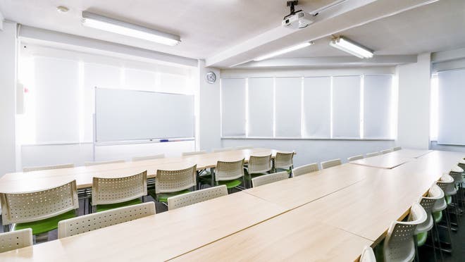 【JR新宿駅徒歩2分!30名】プロジェクター・ホワイトボード・マイク・WiFi全て無料!ふれあい貸し会議室 新宿No25の写真9