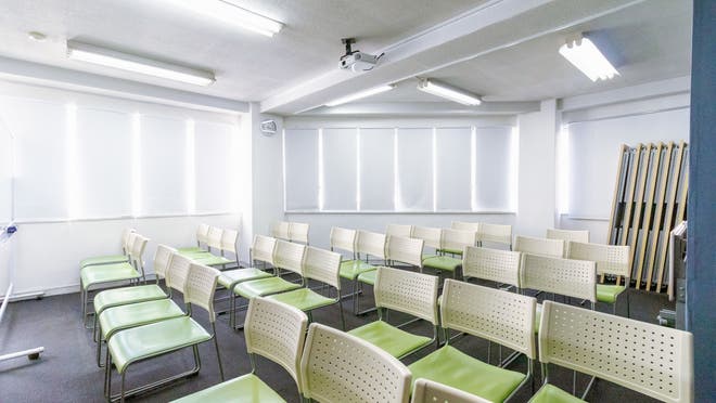 【JR新宿駅徒歩2分!30名】プロジェクター・ホワイトボード・マイク・WiFi全て無料!ふれあい貸し会議室 新宿No25の写真19