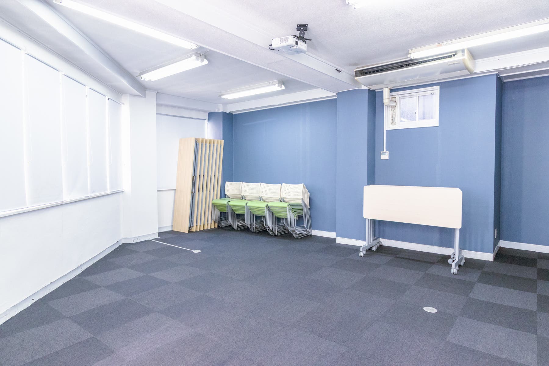 【JR新宿駅徒歩2分！30名】プロジェクター・ホワイトボード・マイク・WiFi全て無料！ふれあい貸し会議室 新宿No25の写真24