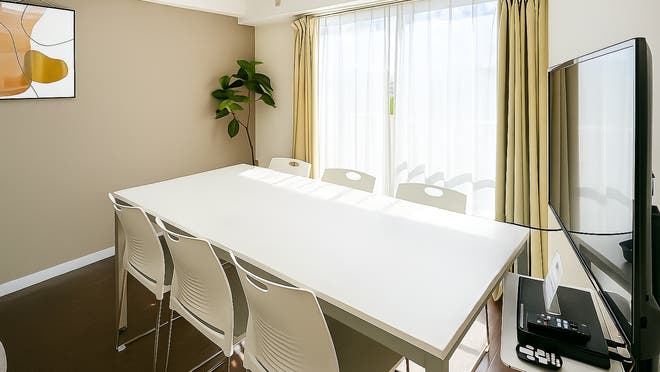 🎉リニューアル🎉【エントランスオートロック有・繁華街近く】web会議・商談・面接・打合せ・勉強会・撮影・配信・セミナーなどの写真2