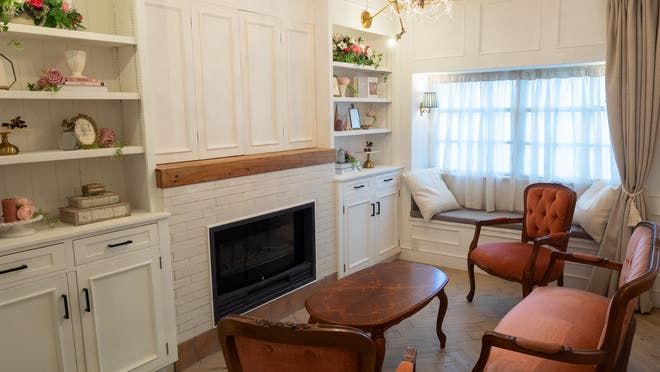 【グレープ(Grape)】パリのアパルトマンとフランス郊外の家をイメージした2階、3階のハウススタジオの写真2