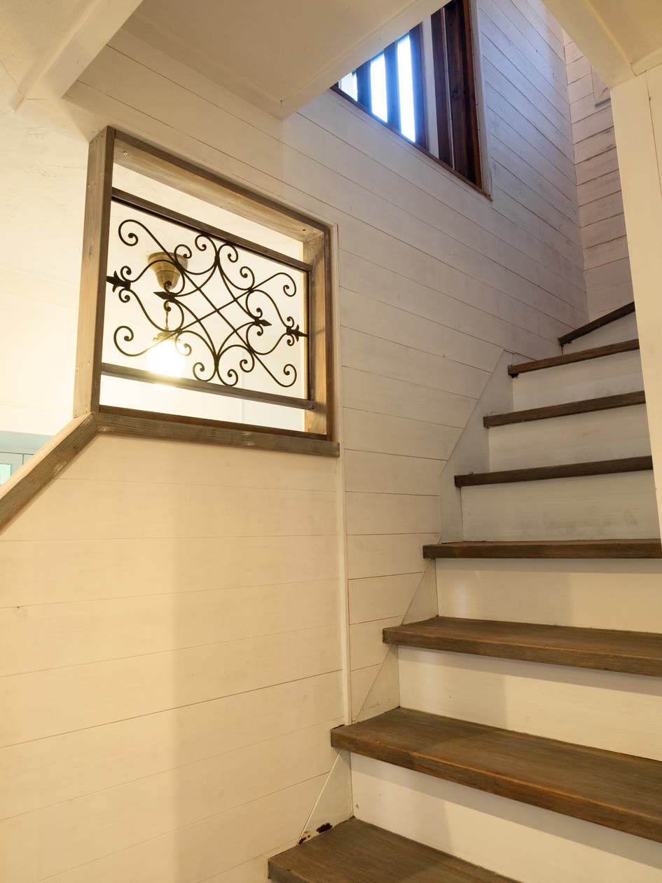 【グレープ（Grape)】パリのアパルトマンとフランス郊外の家をイメージした2階、3階のハウススタジオの写真14