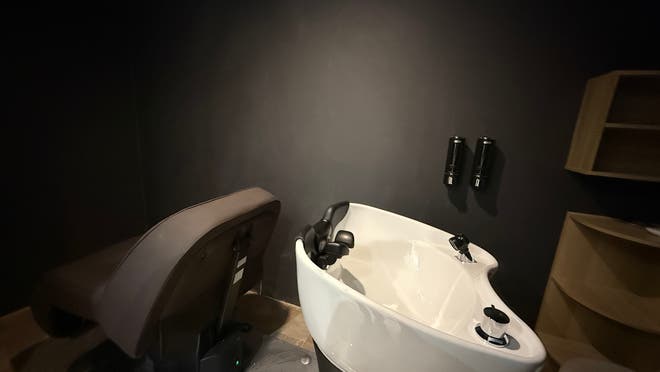 【鶴見駅1分】美容所登録済⭕完全個室の美容室✂️アイラッシュ可👀低リスクで独立開業が可能です。の写真3