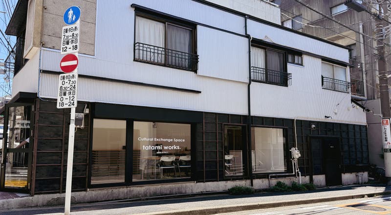駅徒歩３分路面店、角地で目立ちます♪視認性抜群！文化交流施設まるごと貸切☆