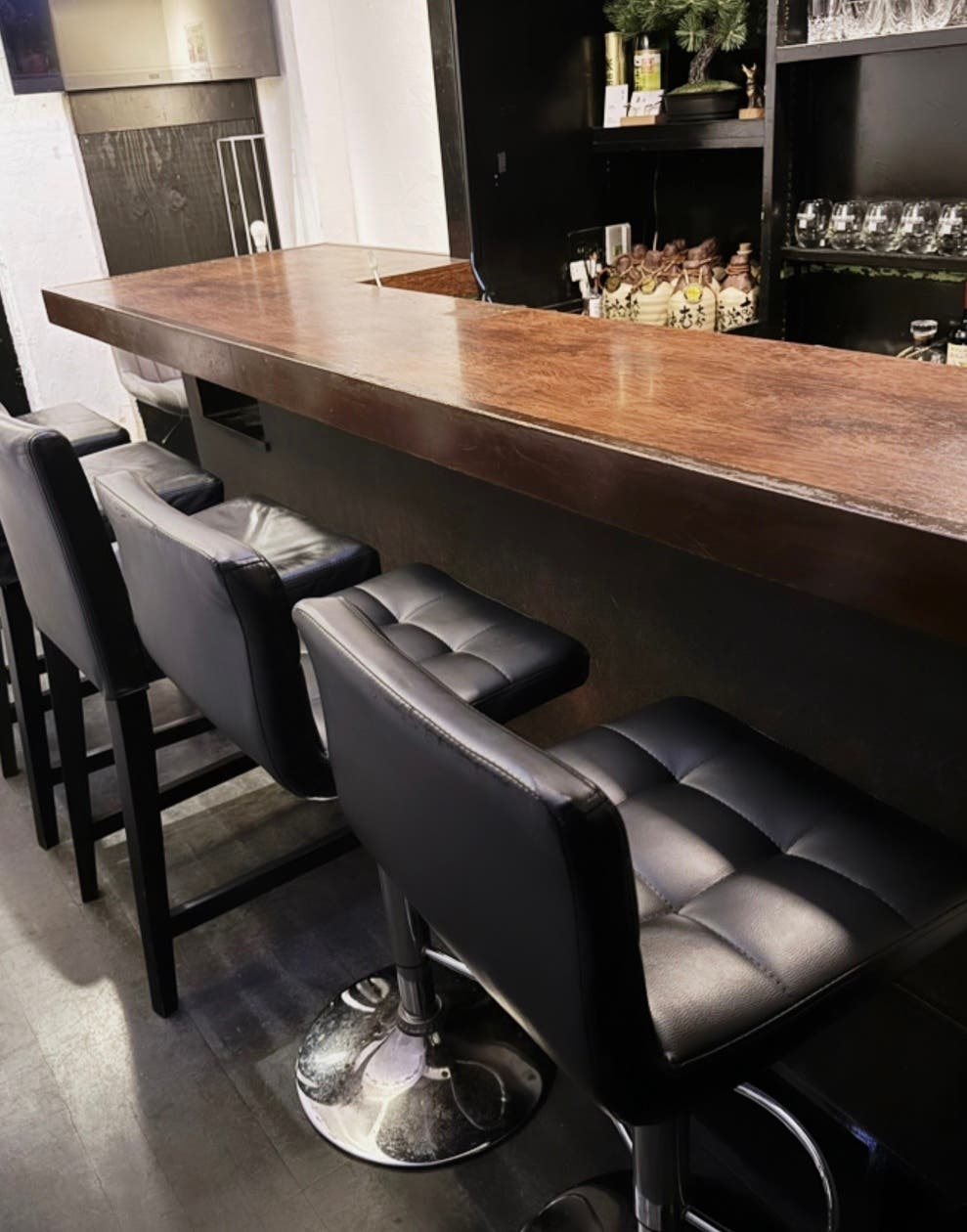 西麻布の隠れ家スナック空間を、日中はレンタルスペースとして活用！ の写真2