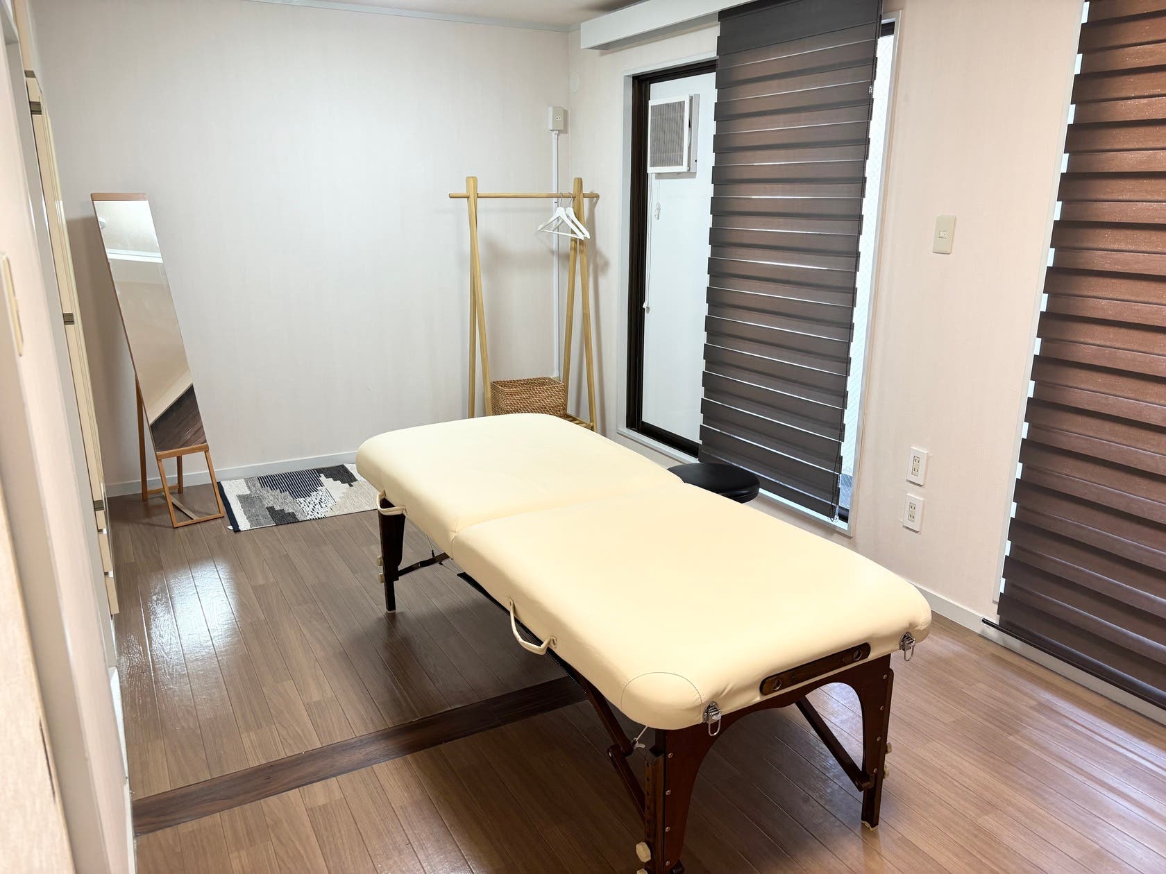 【立川駅から徒歩8分/広々個室】マッサージやヨガ・ピラティスに◎の写真2
