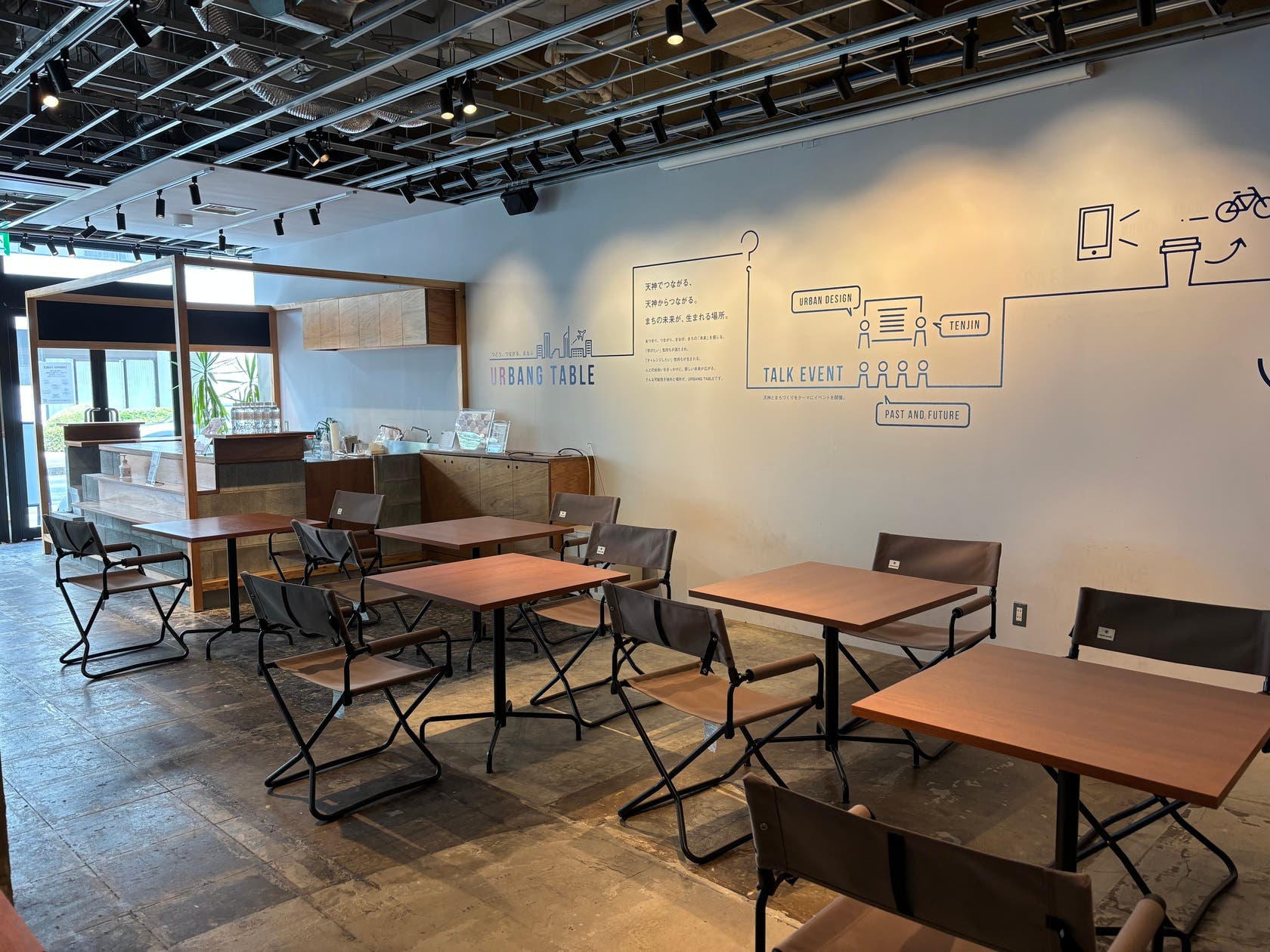 【URBANG TABLE】天神駅徒歩5分！30名収容可　Wi-Fi・プロジェクター完備　コワーキング・会議・セミナーに最適の写真5