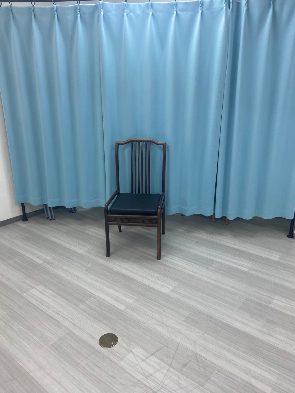 【LEDライト、背景布、反射板あり】駅近40㎡,大きな背景布があるスタジオの写真5