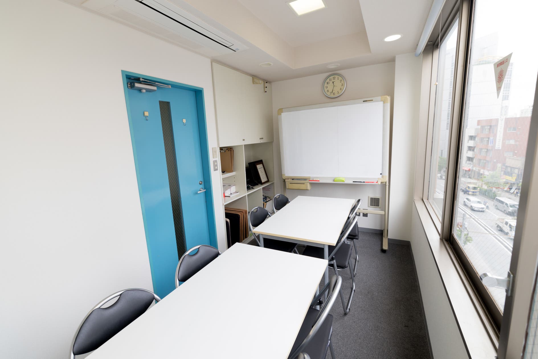【5F小会議室】池袋C2出口 徒歩約２分  ホワイトボード、wifi付きの写真4