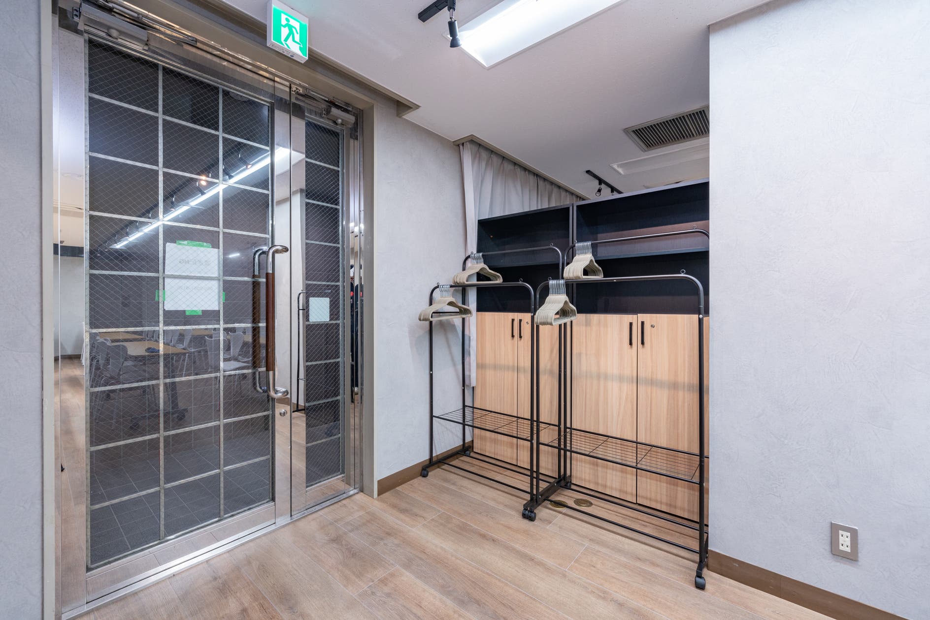 【内見無料】水道橋駅4分✨席数60/立食80名⭕️控室/24H/飲食可/100㌅画面/ゴミ処理/会議/懇親会/歓送迎会/セミナーの写真17