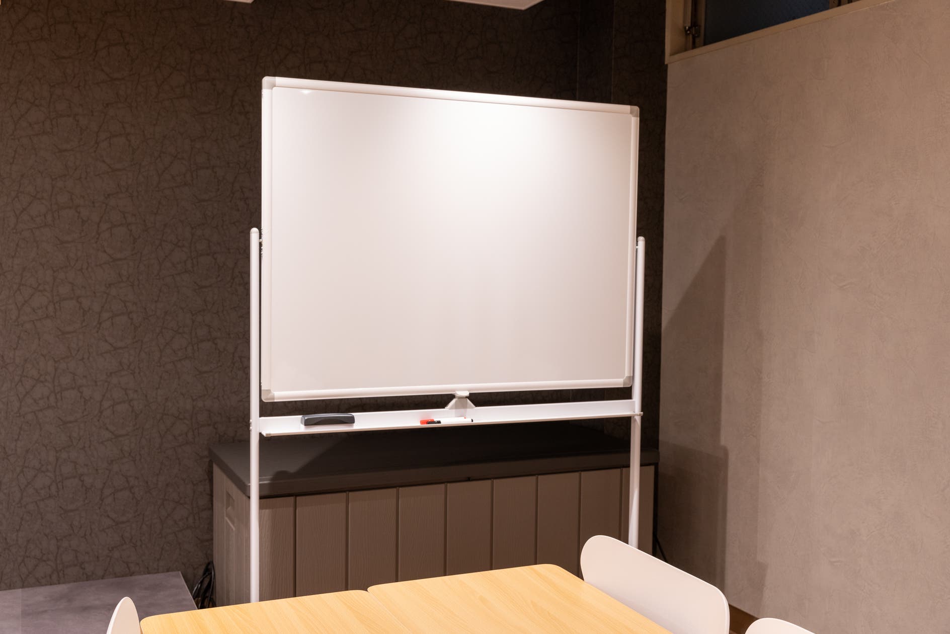 【内見無料】水道橋駅4分✨席数60/立食80名⭕️控室/24H/飲食可/100㌅画面/ゴミ処理/会議/懇親会/歓送迎会/セミナーの写真24