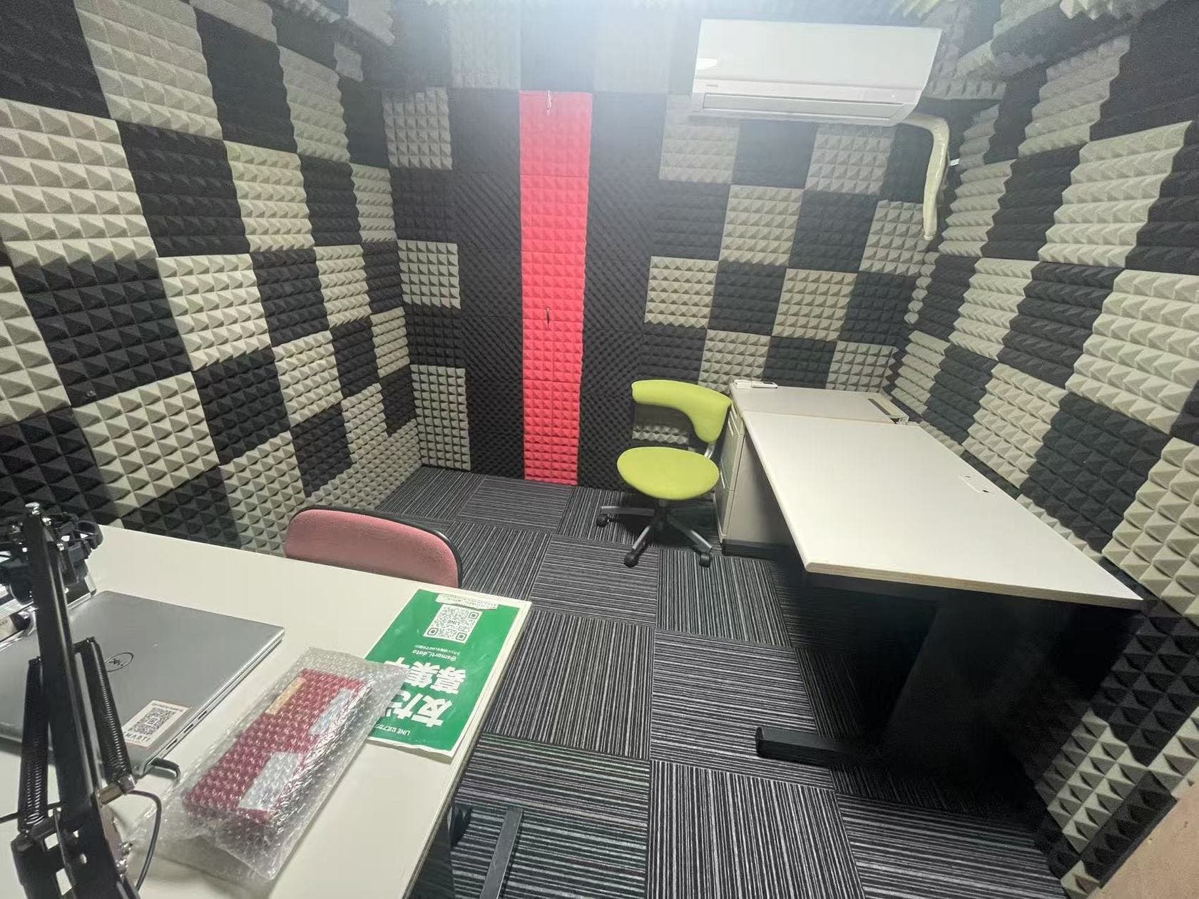 藤崎駅近くの防音録音ブースの写真5