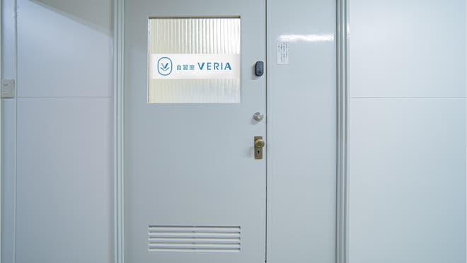 【特別価格中‼️】天神駅から徒歩5分!快適チェア💺静かな集中空間が手に入る自習室📚の写真15