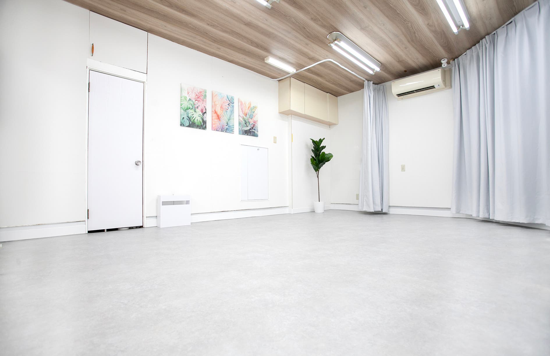 【レンタルスタジオ御徒町】JR御徒町駅 南口 徒歩4分（詳細案内図あり）ダンス、ヨガ、イベント、メイク、デスクワークに最適の写真8