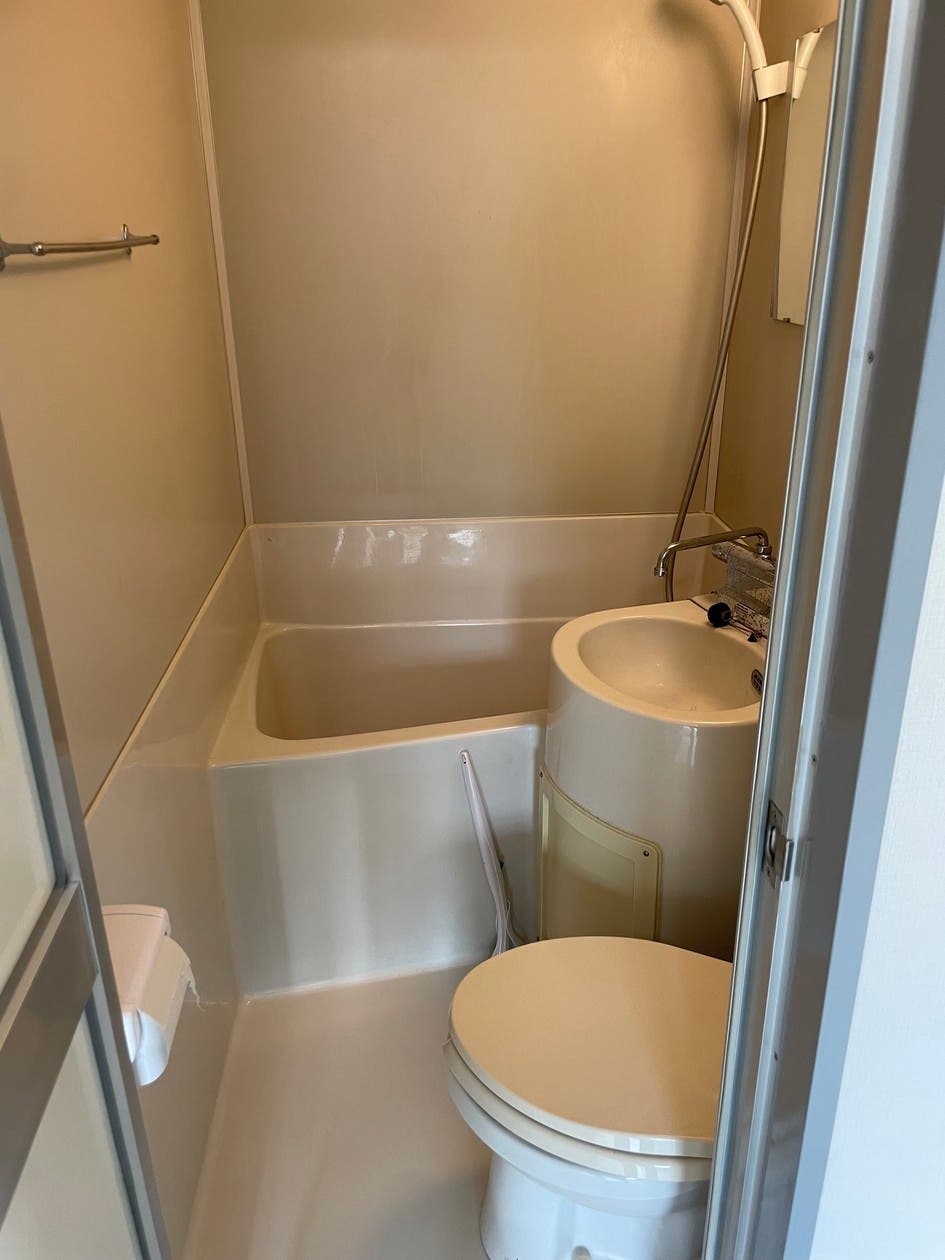 町田駅徒歩3分！ボードゲーム多数、人気レトロゲーム機複数完備、持ち込み自由、Wi-Fi・TV・冷蔵庫・充電器の写真6