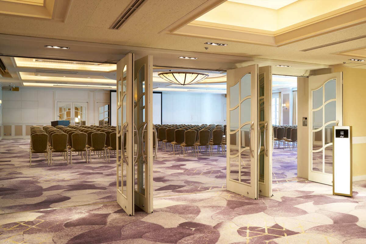 【京王プラザホテル（新宿）】扇の写真3