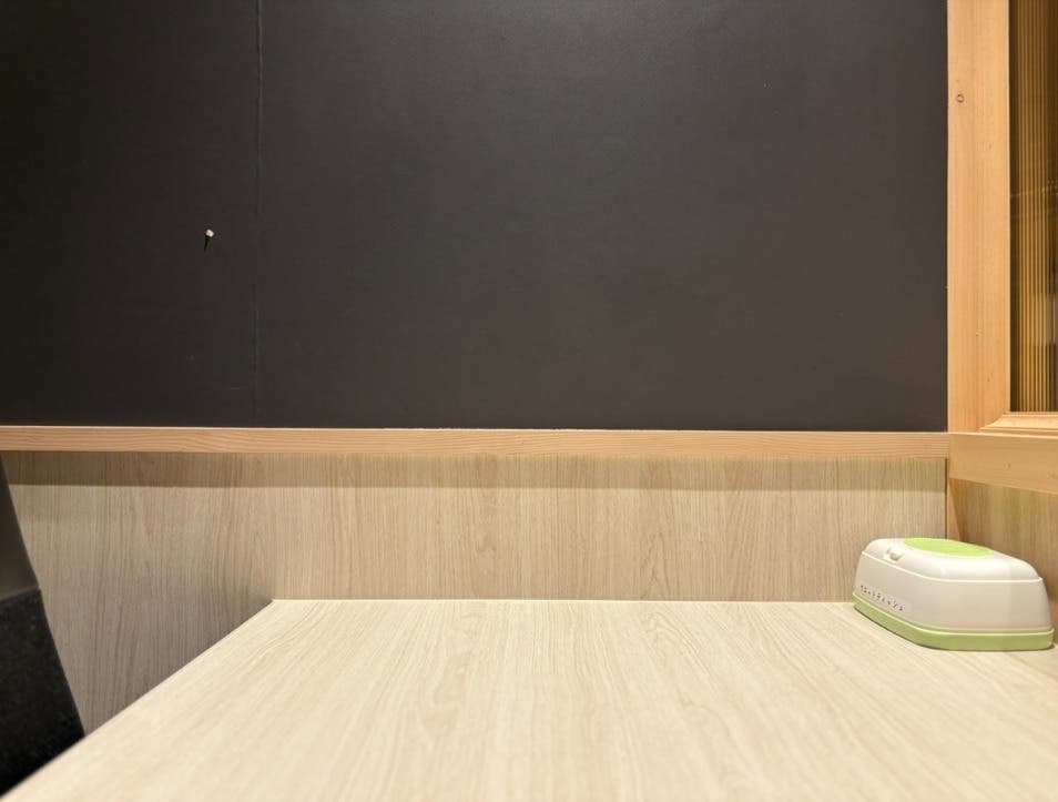 【ブース席】吉祥寺駅徒歩1分！受付スタッフ常駐で安心サポート◎/Wi-Fi/充電器/集中したい作業に最適！/フリードリンクの写真5