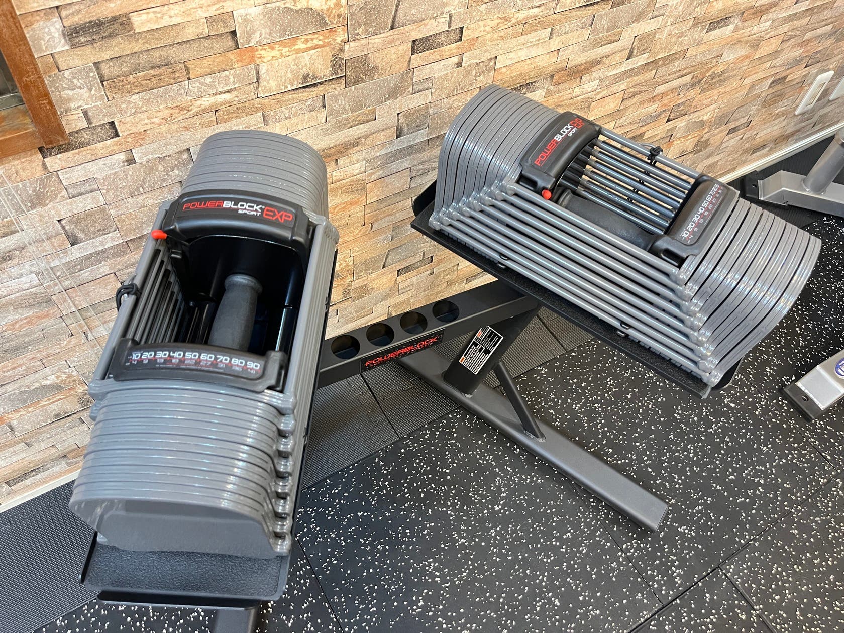 【新富町駅3分】パーソナル向けの設備が整った完全個室ジム　MIYAZAKI GYM新富町店の写真6