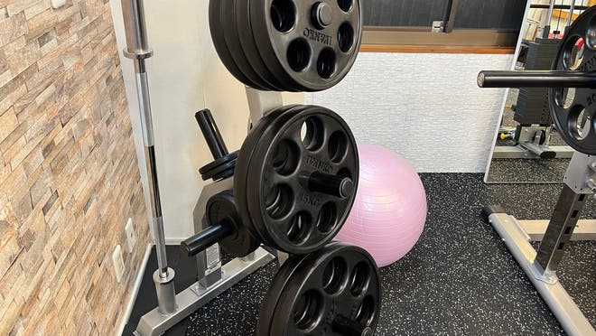 【新富町駅3分】パーソナル向けの設備が整った完全個室ジム MIYAZAKI GYM新富町店の写真9