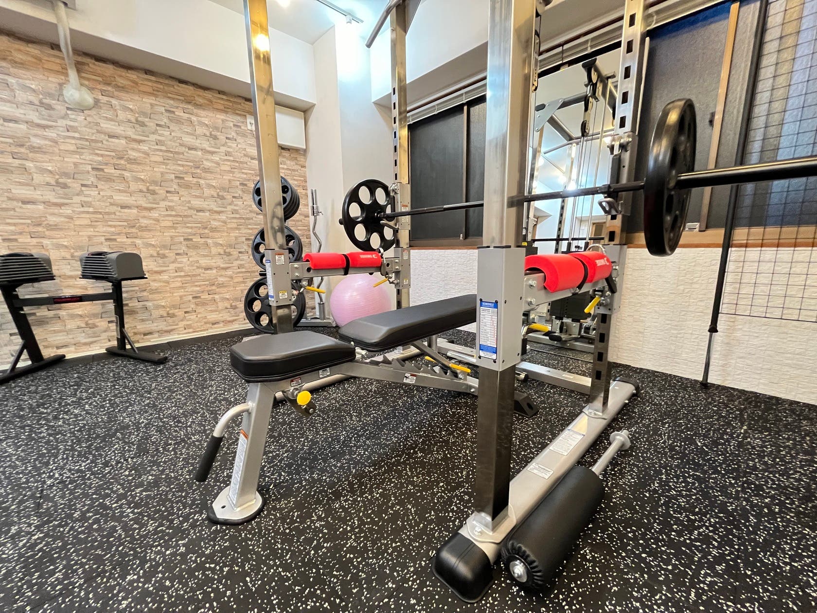 【新富町駅3分】パーソナル向けの設備が整った完全個室ジム　MIYAZAKI GYM新富町店の写真11