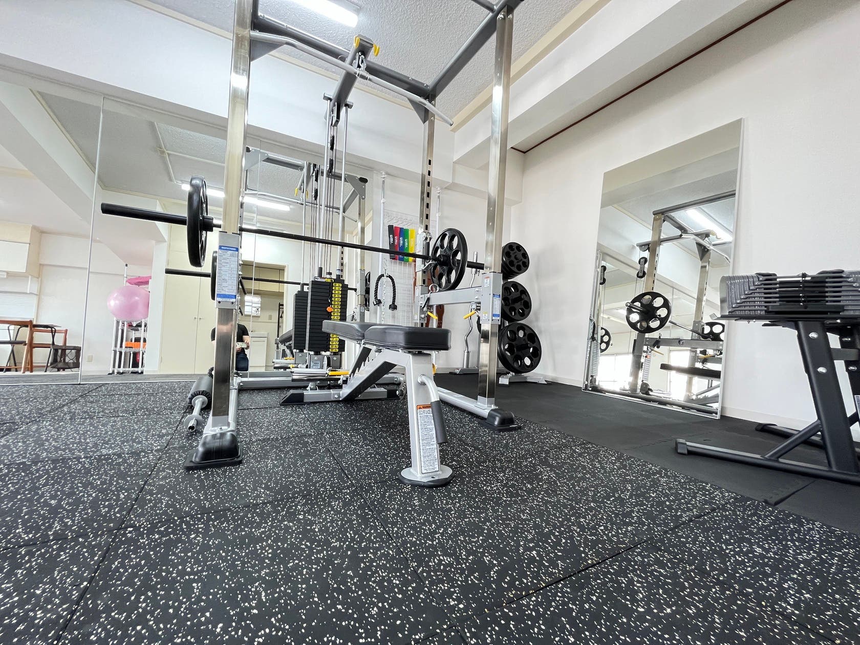 【用賀駅1分】広々した1ルームでパーソナル向けの設備が揃った完全個室パーソナルジム　MIYAZAKI GYM用賀店の写真10