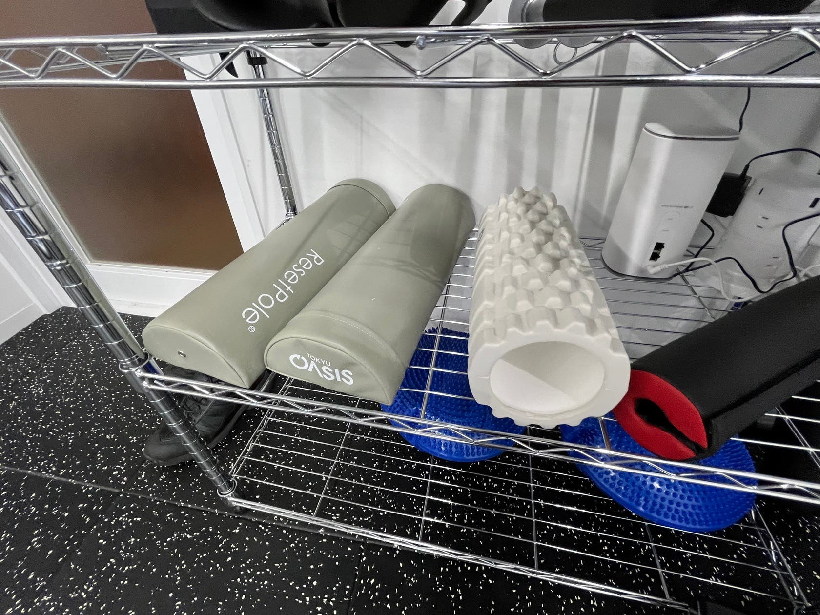 【赤坂駅3分】パワーラックを中心に機材完備！明るい個室レンタルジム　MIYAZAKI GYM赤坂店の写真11