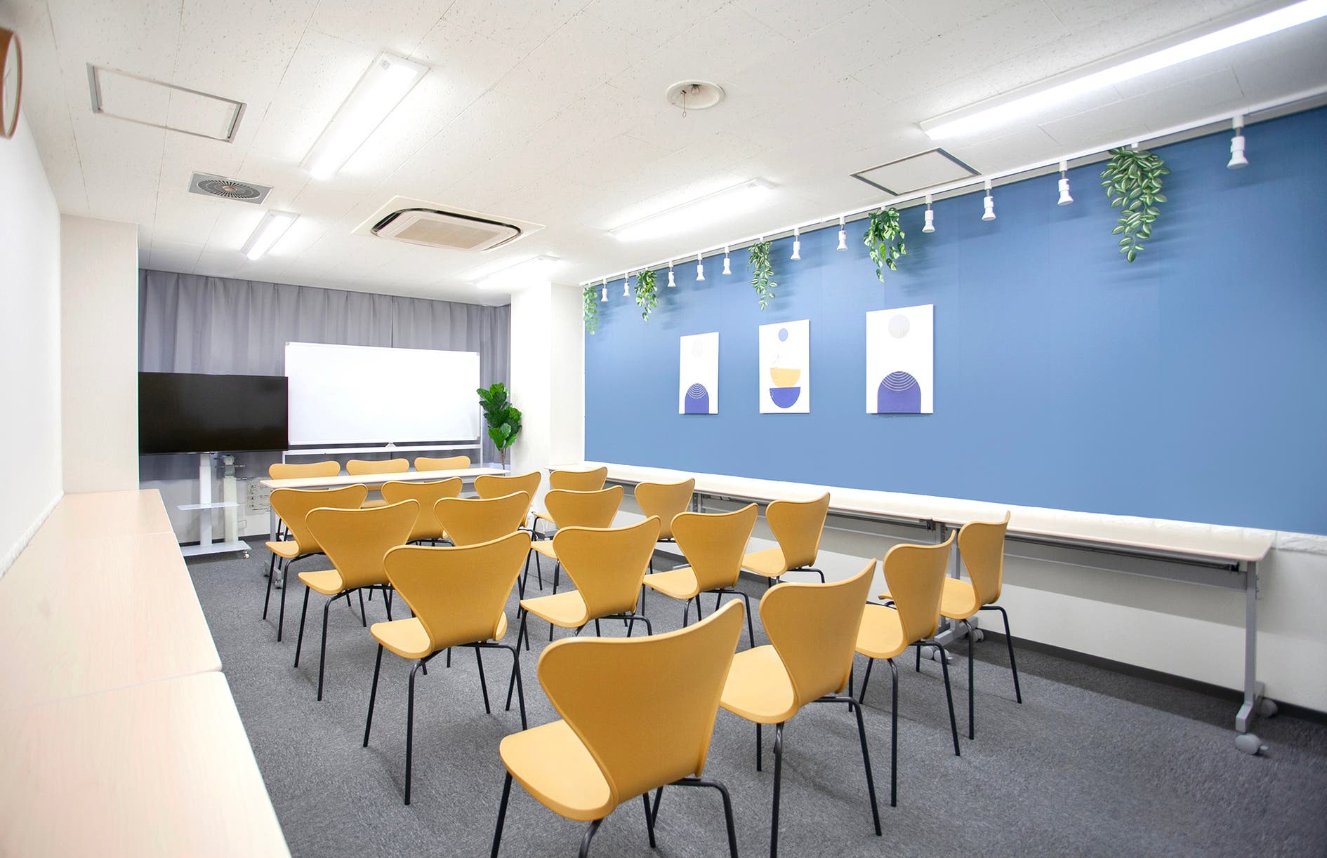 NEW!神田駅徒歩3分!/最大30名/土足可/会議/セミナー/面接/懇親会/ボードーゲーム/女子会/飲食酒可/会議室KS10神田の写真8