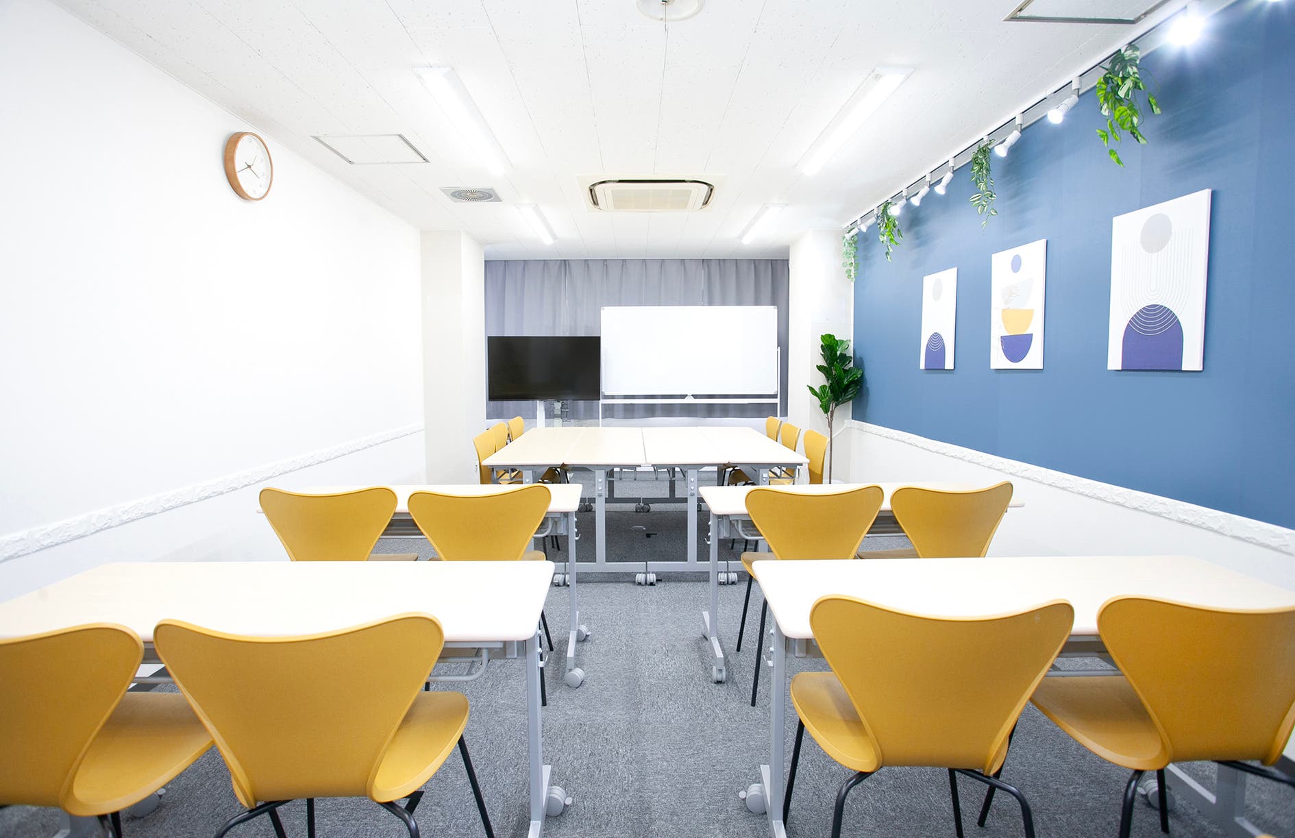 NEW!神田駅徒歩3分!/最大30名/土足可/会議/セミナー/面接/懇親会/ボードーゲーム/女子会/飲食酒可/会議室KS10神田の写真10