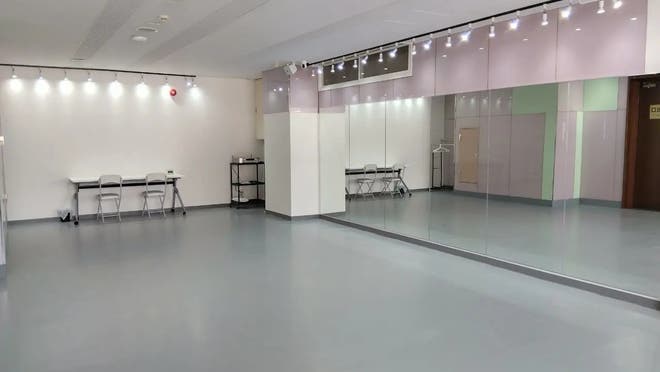 NEWOPEN! Aスタジオ地下鉄【琴似駅】徒歩1分 63㎡ ダンス ヨガ 撮影 バレエバー完備 当日予約OK の写真3