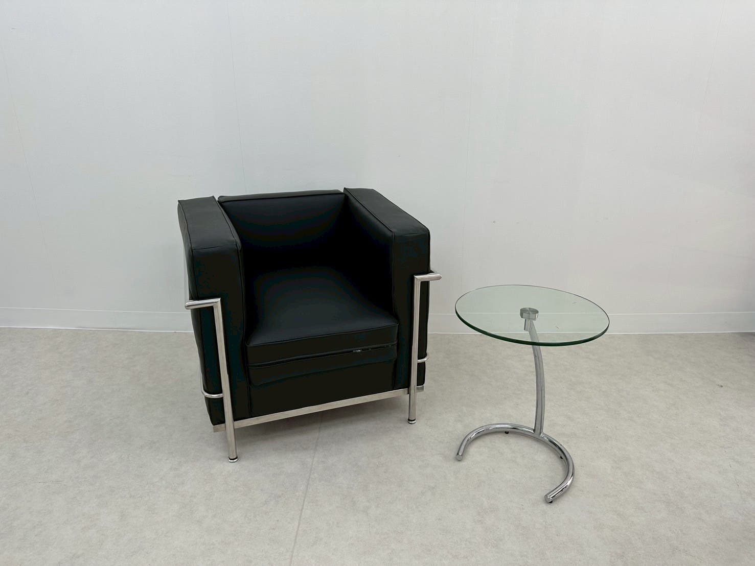 スマホで撮影しやすいLED天井照明！四ツ橋駅からすぐの撮影スタジオの写真12