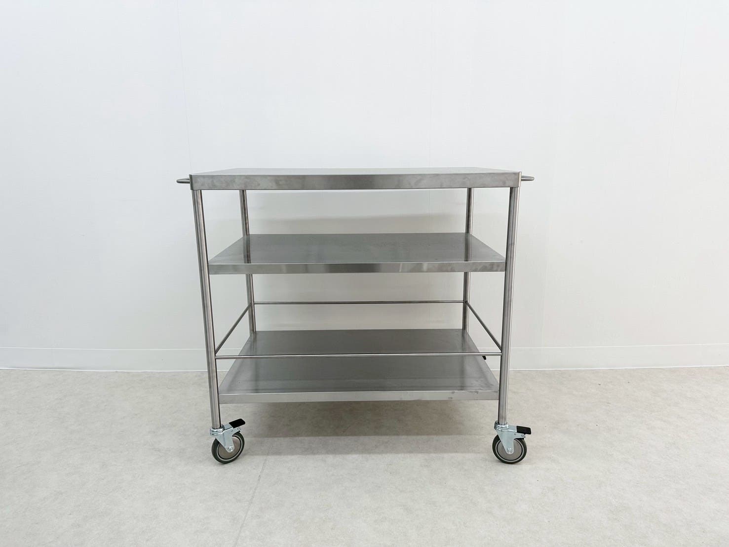 スマホで撮影しやすいLED天井照明！四ツ橋駅からすぐの撮影スタジオの写真13