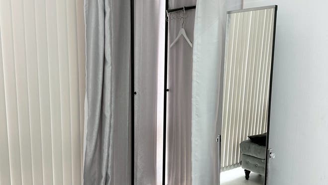 スマホで撮影しやすいLED天井照明!四ツ橋駅からすぐの撮影スタジオの写真20