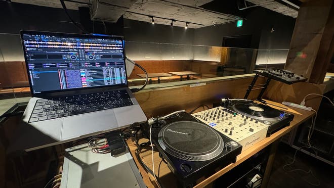 新宿駅徒歩9分の貸しパーティー会場・バーの写真5