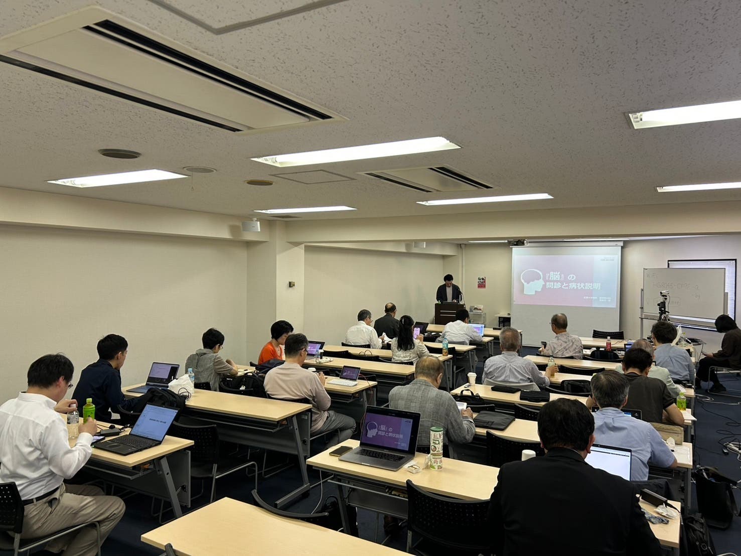 2号室【四ツ橋・心斎橋エリア！駅から徒歩0秒！】スクール形式６０名まで。無料備品も多数！同ビル内に複数会場の写真30