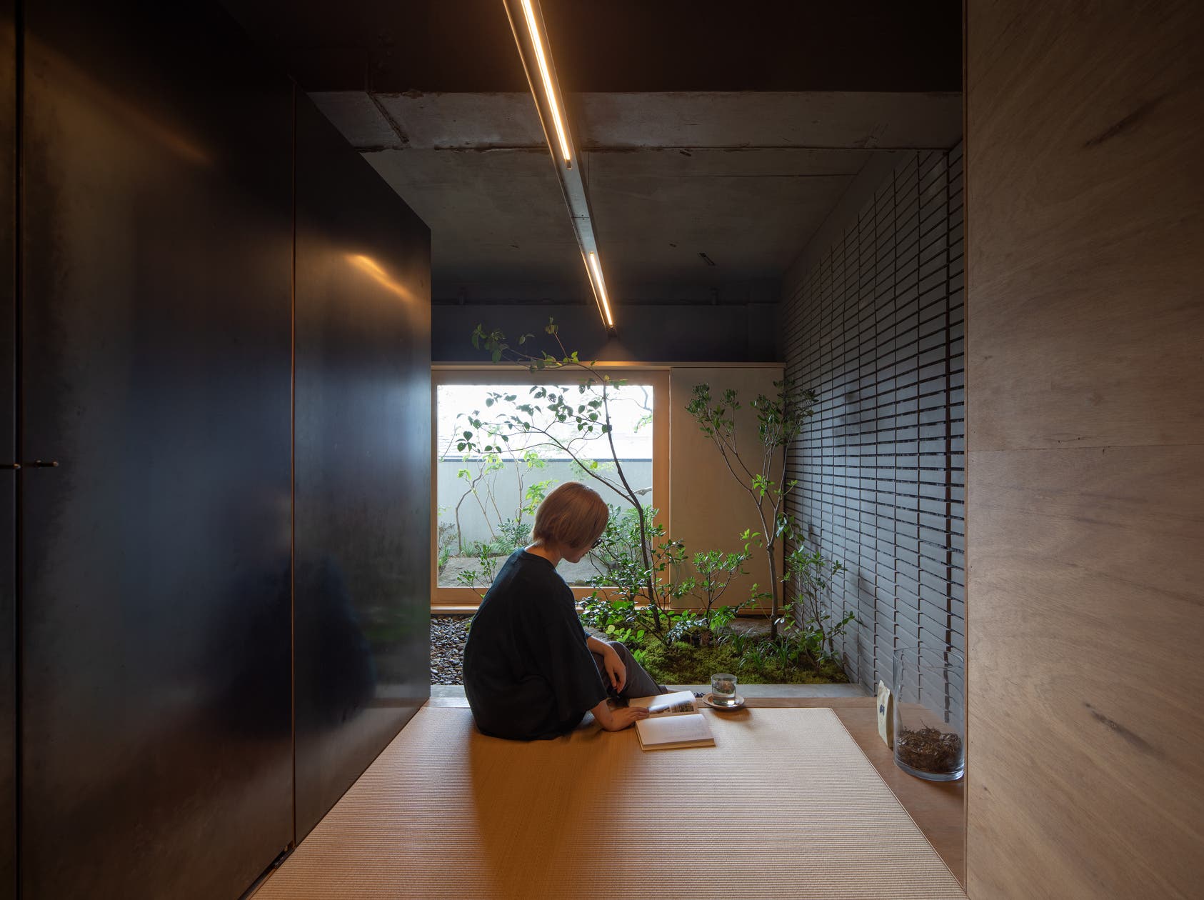 【城南区樋井川】建築家設計｜自然光×室内庭園の静かな多目的空間の写真4