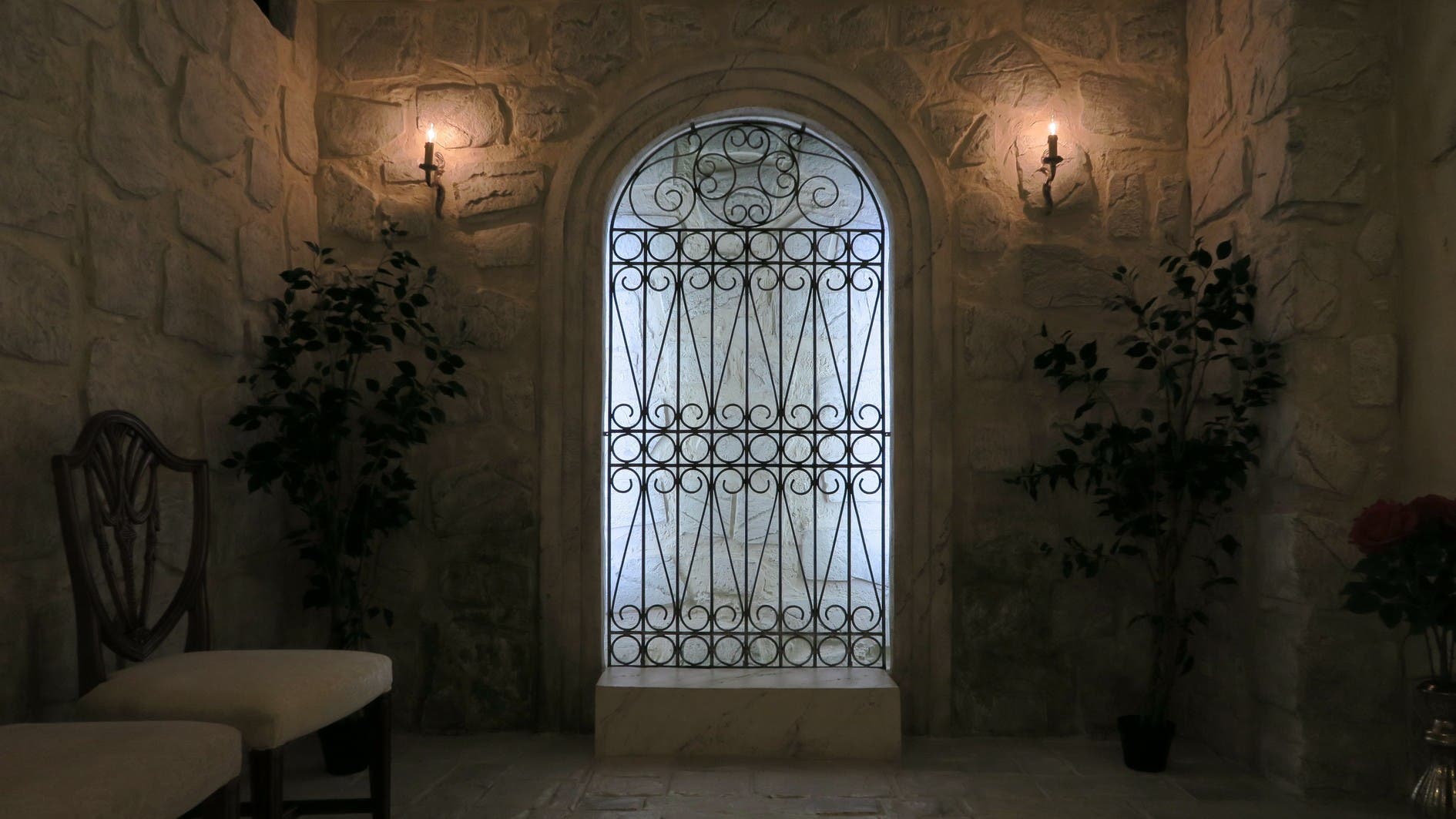 【M2】廃墟や牢獄💀、西洋石壁、アンティーク壁や石畳を完全再現✨ゴシック調スタジオ🎪の写真13