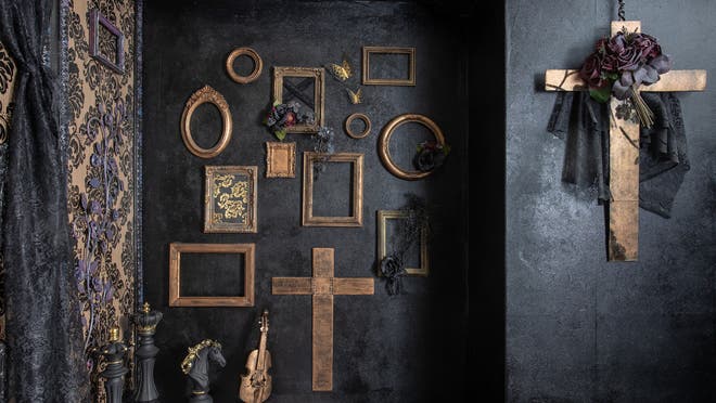 【フォーススタジオ】印象深い大型アーチ ゴシック調アンティーク壁面装飾で人気!TVや雑誌の撮影実績多数!の写真10