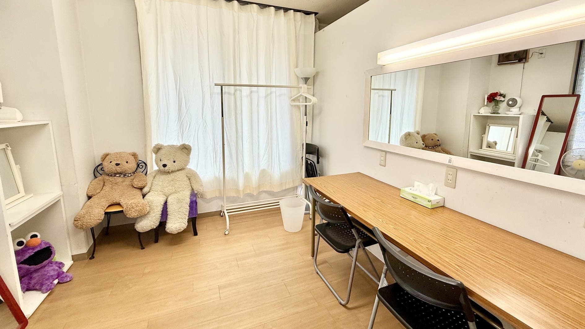 【M2】廃墟や牢獄💀、西洋石壁、アンティーク壁や石畳を完全再現✨ゴシック調スタジオ🎪の写真24