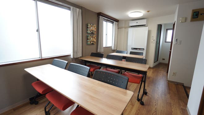 <日暮里会議室>日暮里駅徒歩3分🚃完全個室✨Wi-Fi📶大型モニター兼スマートテレビ📺会議/商談/テレワークの写真2