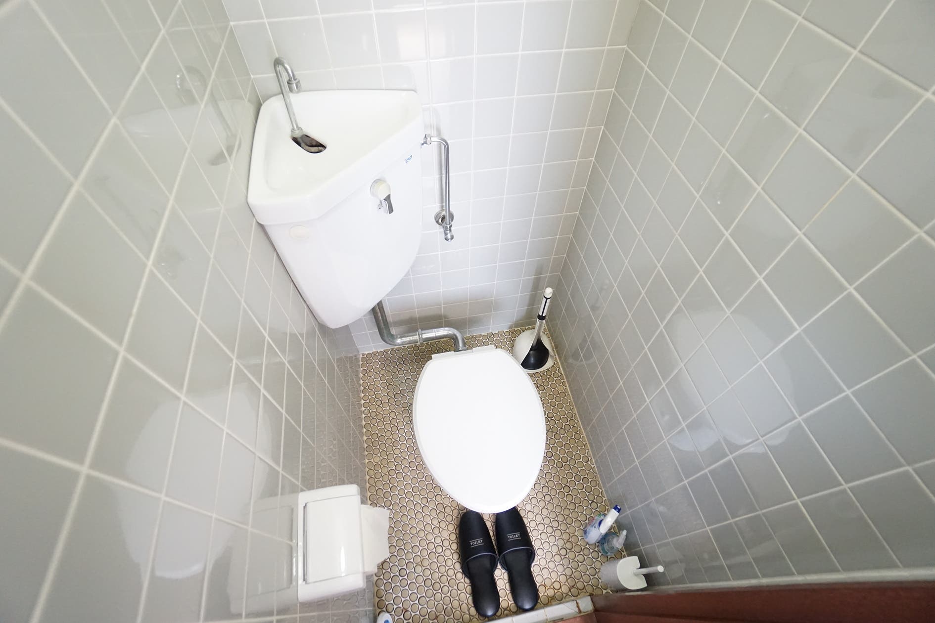 ＜日暮里会議室＞日暮里駅徒歩3分🚃完全個室✨Wi-Fi📶大型モニター兼スマートテレビ📺会議/商談/テレワークの写真17