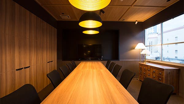 【10名会議室】神保町駅徒歩1分!/モニター/Wi-Fi/充電器/テレワークやWeb会議に最適の写真4
