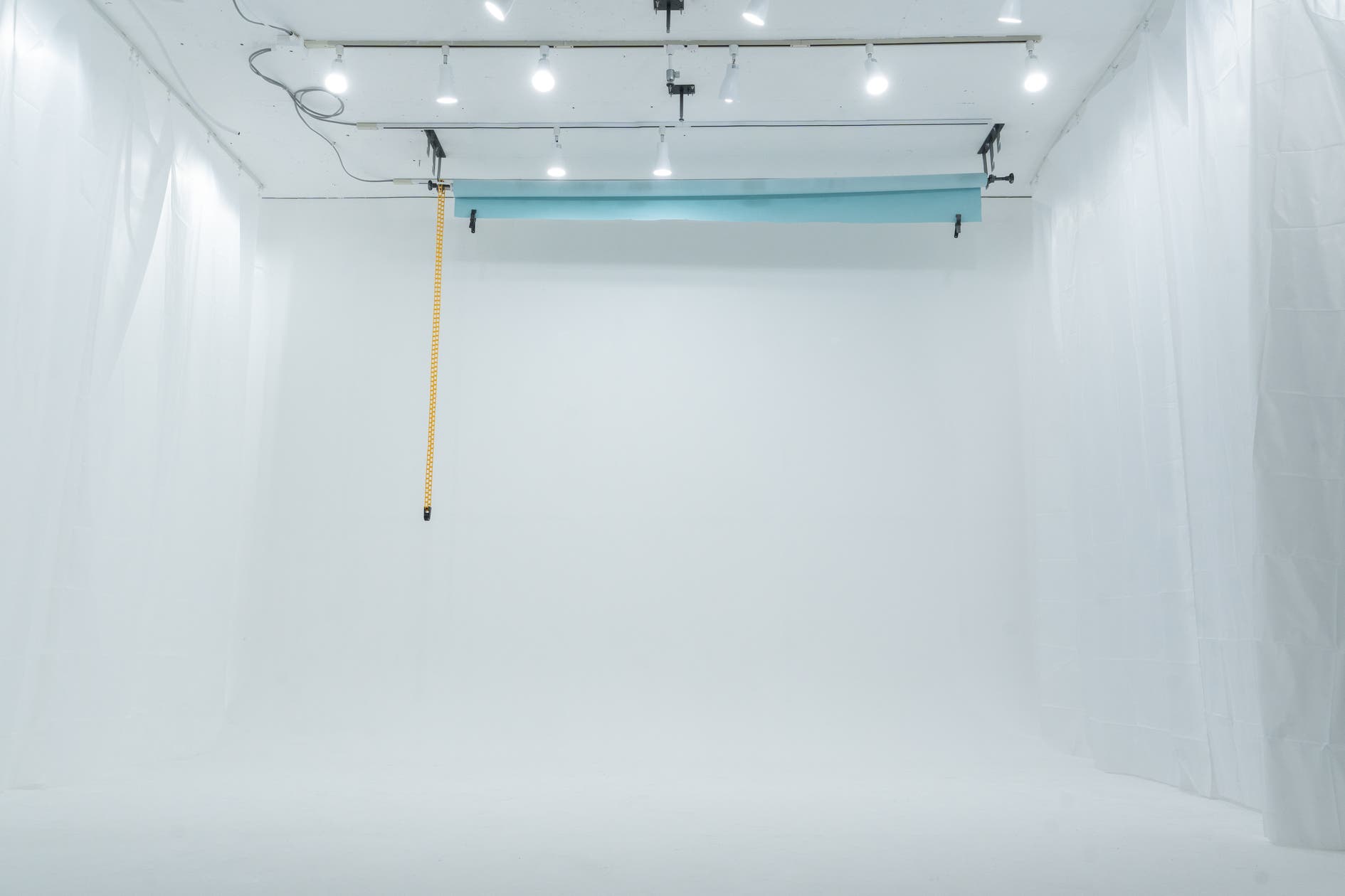 JR横浜線 相模原駅から歩いて6分 白ホリスタジオ！の写真1