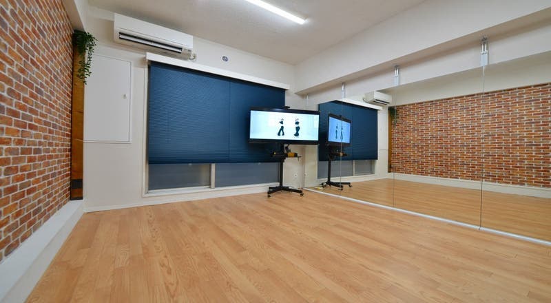 ✨新登場✨🎯名古屋駅徒歩2分🎯シンプルなダンススタジオ/施術ベッド/🌙お得な深夜パック🌙◆お気軽スタジオ名古屋駅前◆
