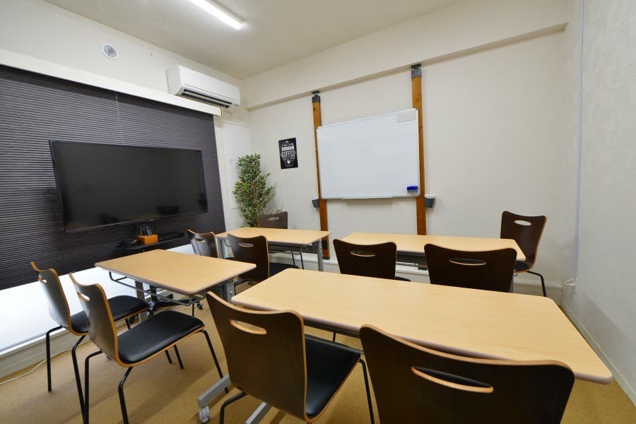 ＼新登場／🎯名古屋駅徒歩2分🎯10人収容/大型モニター/高速ネット◆お気軽会議室名古屋駅前luciole◆の写真3